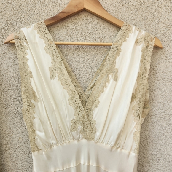 Ruby | Intimates & Sleepwear | Vintage Peignoir Set Robe And Negligee ...